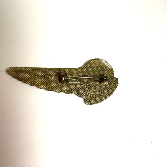 TWA | Jewelry | Vintage Twa Junior Hostess Wing Pin 95s 60s Gold Tone ...